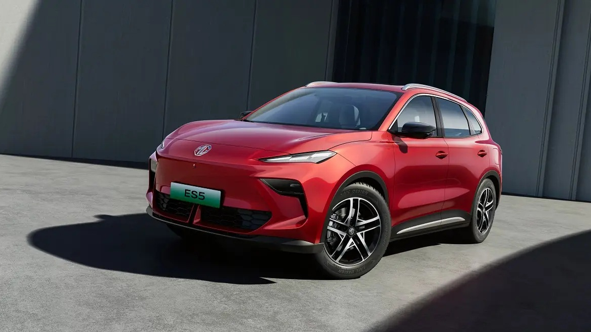 MG ES5: dimensioni, motore elettrico, autonomia e prezzo del SUV - Autoblog