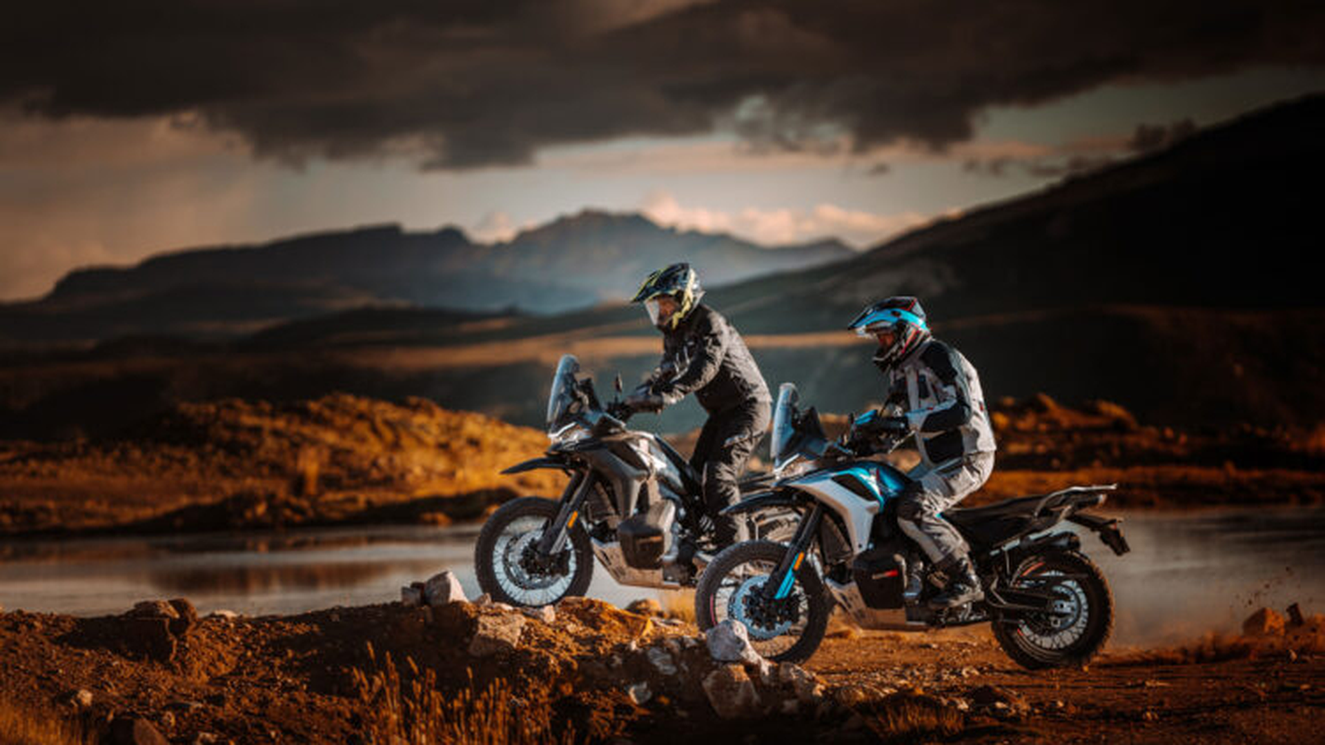 CFMOTO 800MT-X 2025: la nuova era dell'avventura off-road