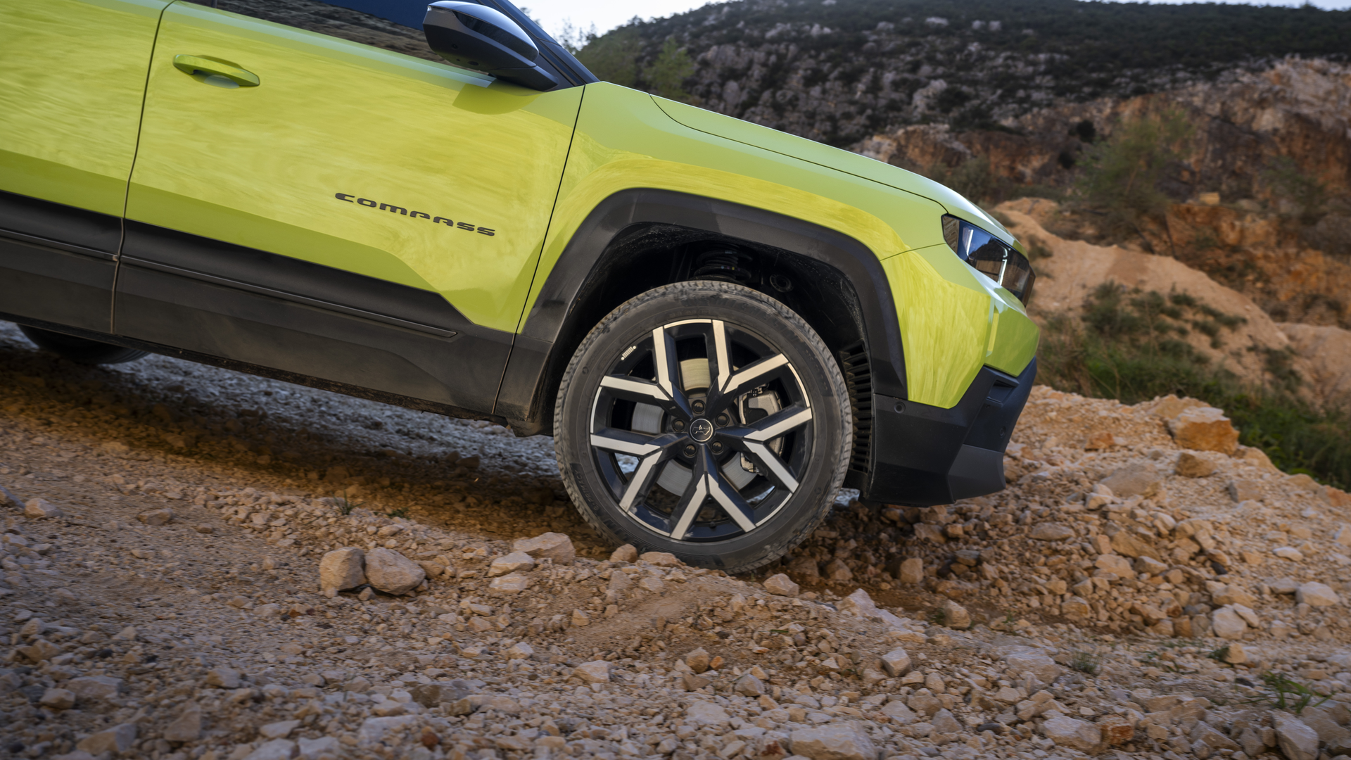 Nuova Jeep Compass in prova: più spazio e autonomia fino a 650 km