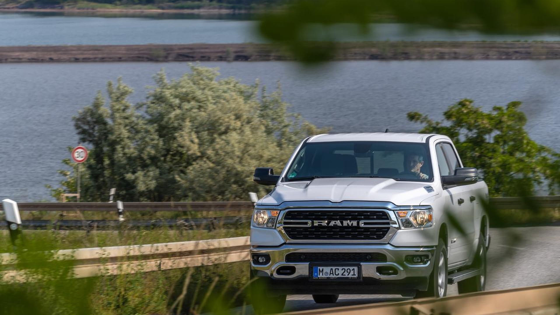 Ram 1500: debutta in Europa il nuovo motore Pentastar V6 eTorque da 3.6 litri [FOTO] - Autoblog