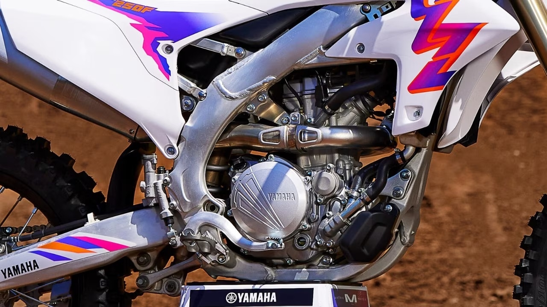 Yamaha YZ250F 2024: debutta la nuova generazione della moto da cross ...