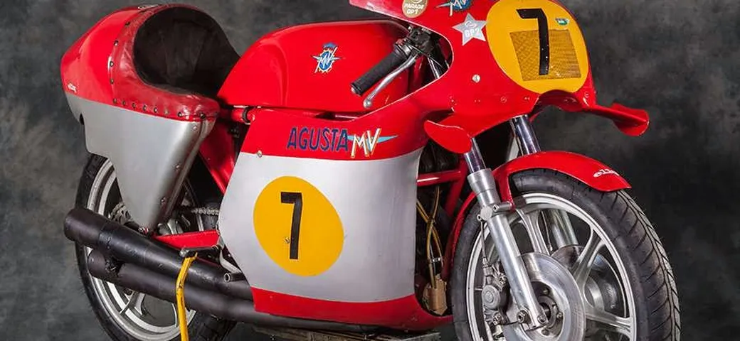 MV Agusta 500/4 del 1957: l'icona della velocità su due ruote