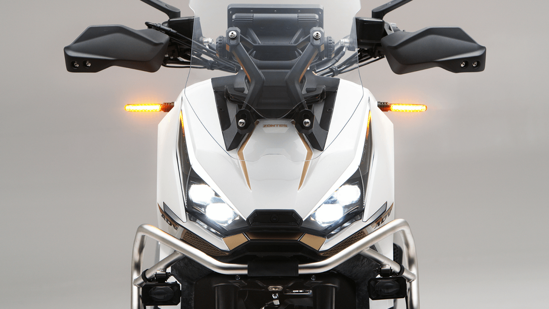 Zontes ZT 368-G: lo scooter adventure che ridefinisce il segmento ...