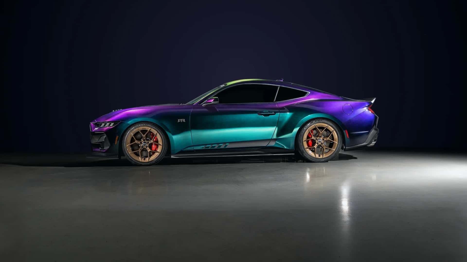 Nuova Ford Mustang: torna la leggendaria livrea Mystichrome - Autoblog