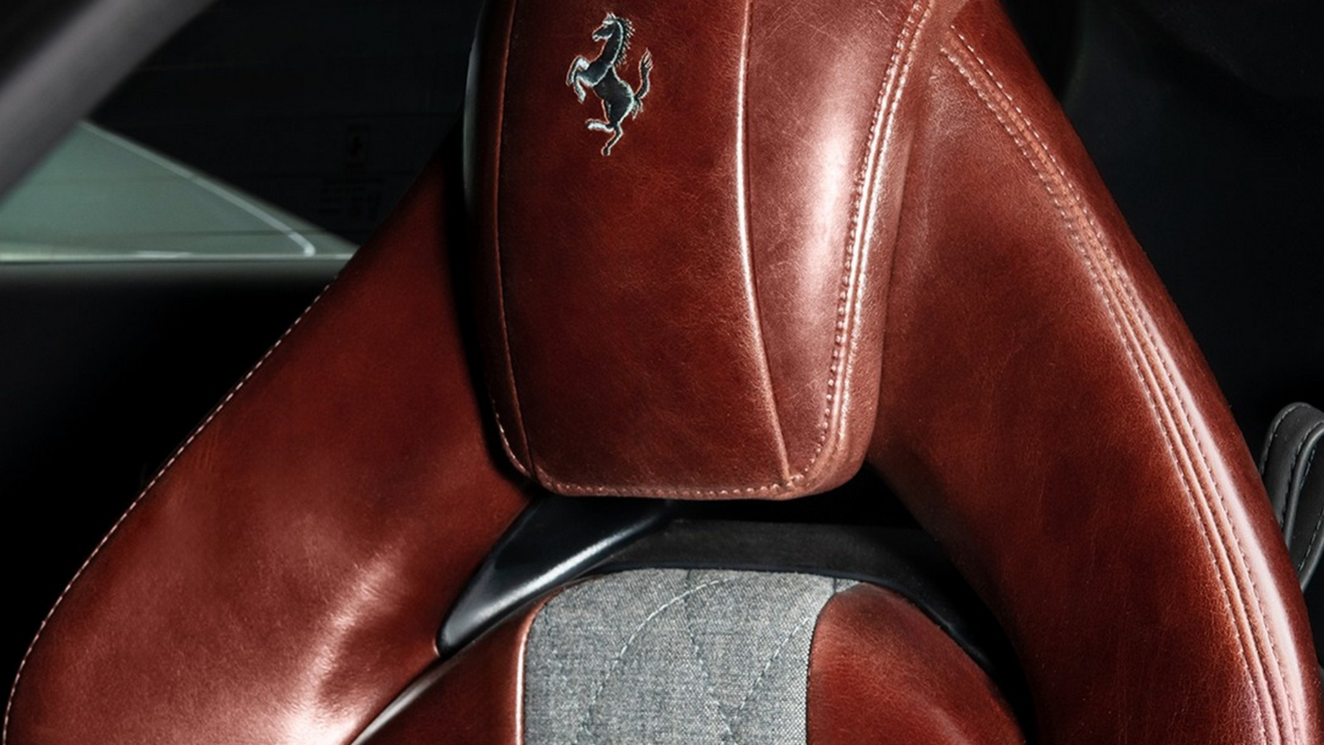 Ferrari 812 GTS in una veste esclusiva firmata Tailor Made - Autoblog