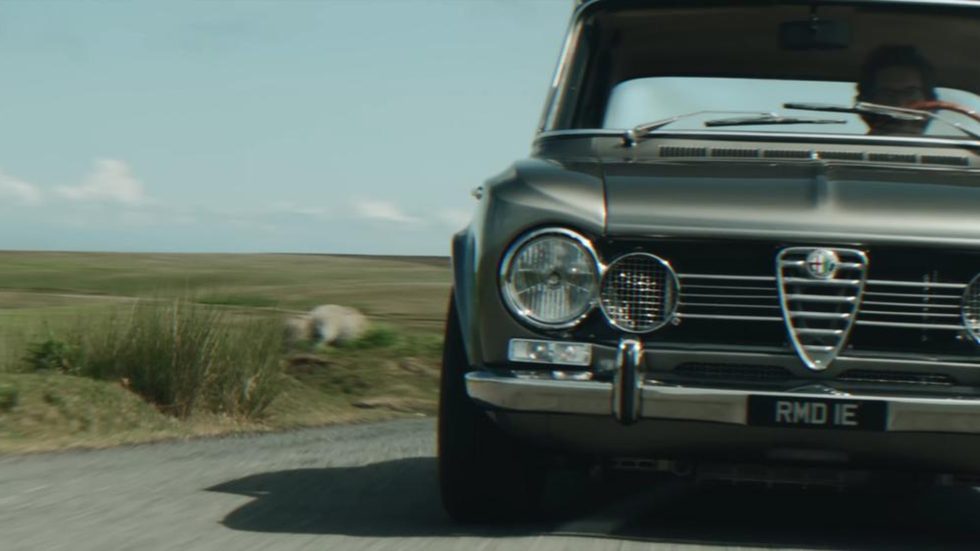 Alfaholics Giulia Super R 270: un nuovo restomod da 243 CV dedicato al ...