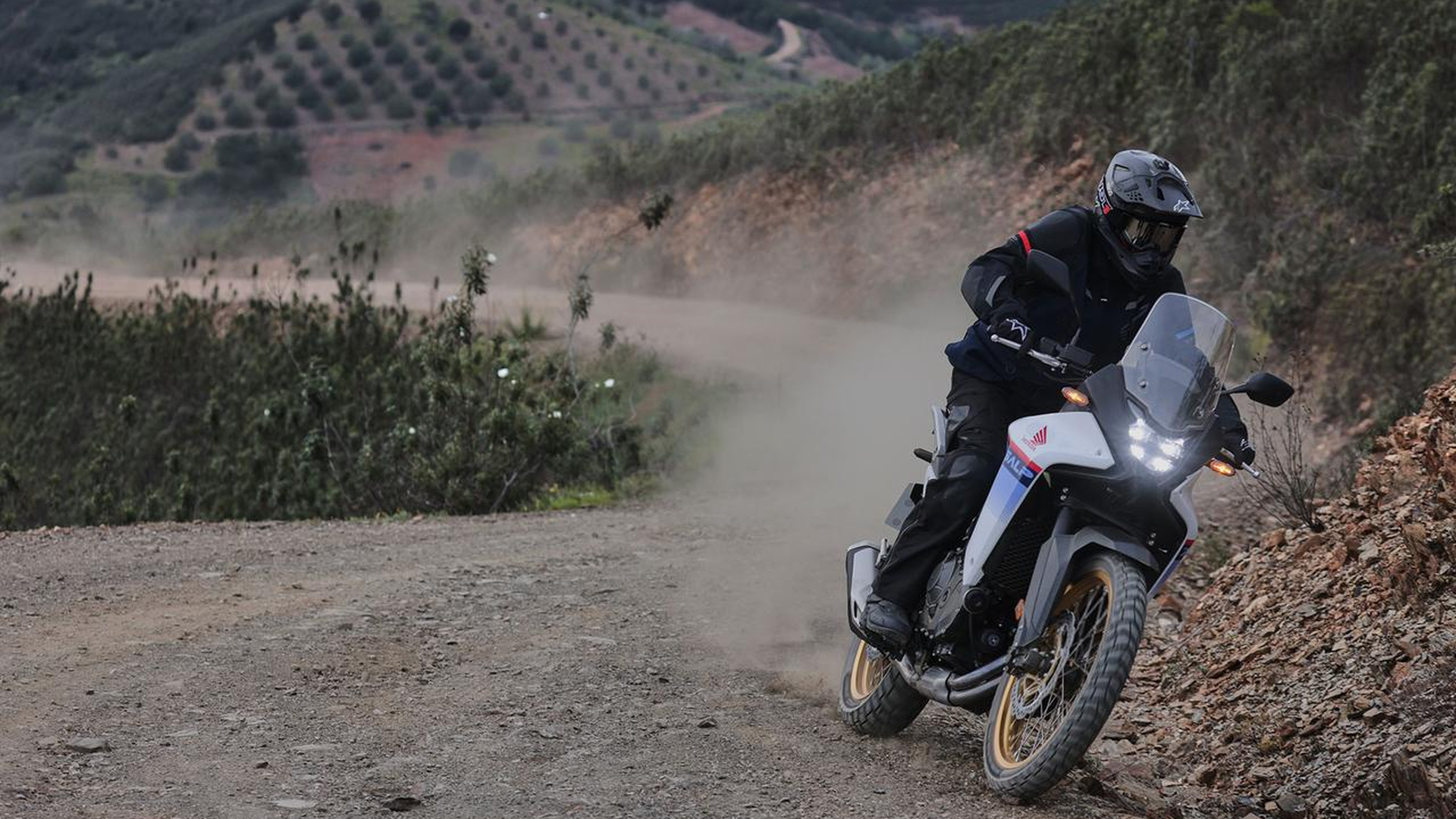 Honda Test-Tour 2023: annunciate le nuove date per provare Hornet e ...