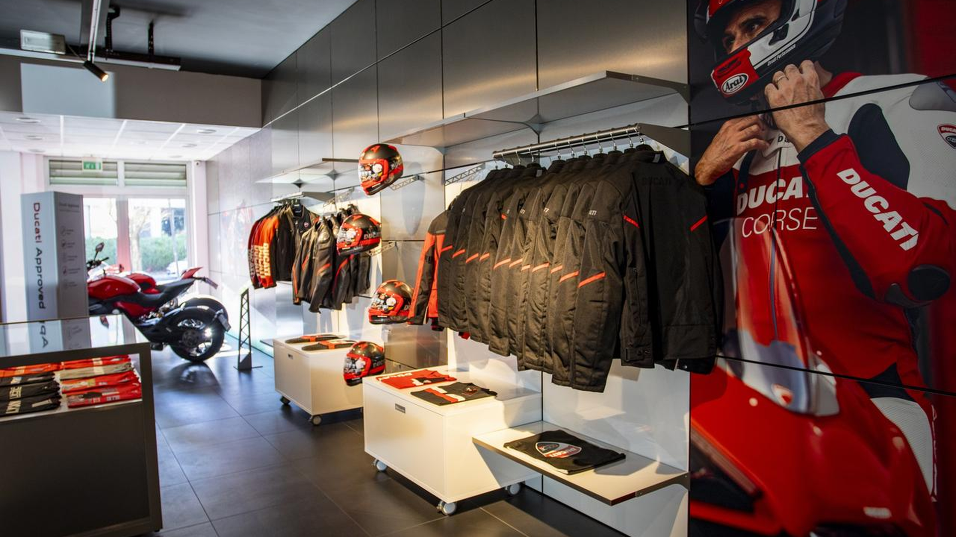 Ducati apre una nuova concessionaria a Cosenza