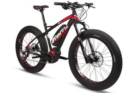 Fantic lancia la sua Fat Bike elettrica Video