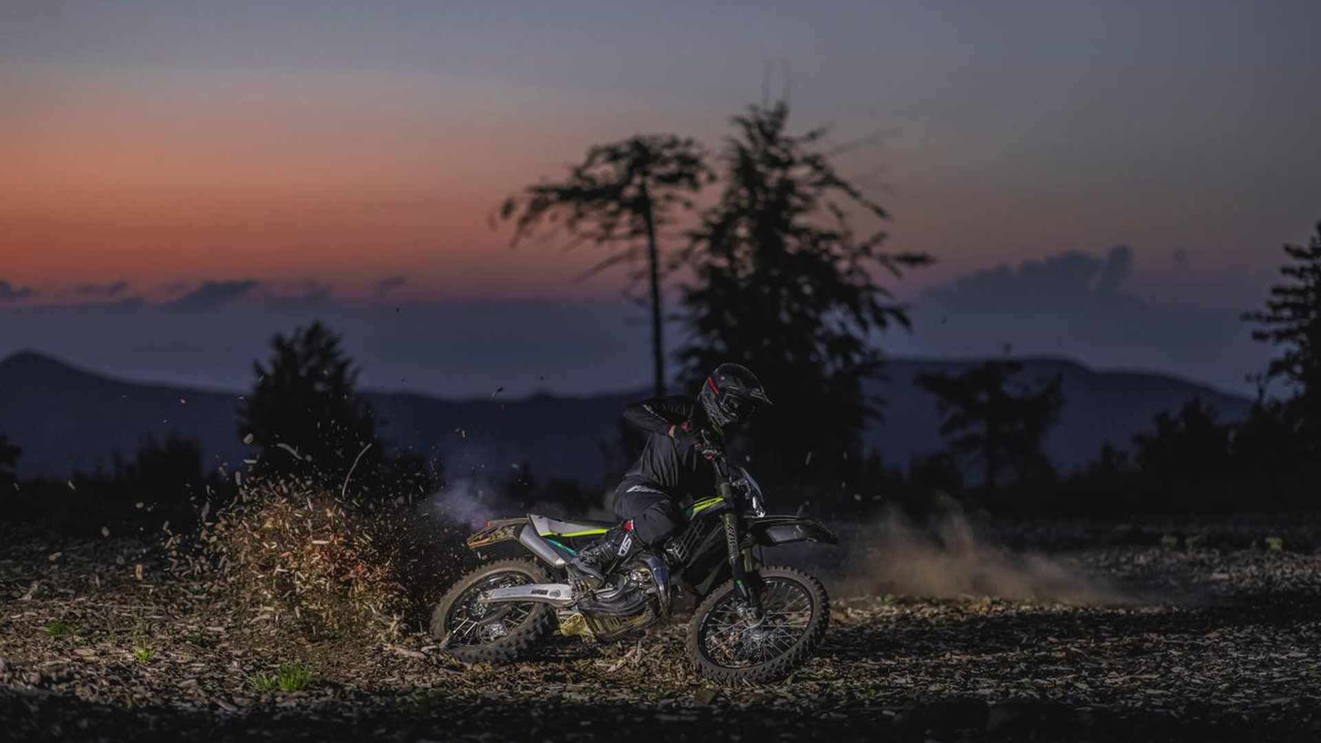 Fantic MX ed Enduro: debutta il model year 2024 Black Edition [FOTO ...
