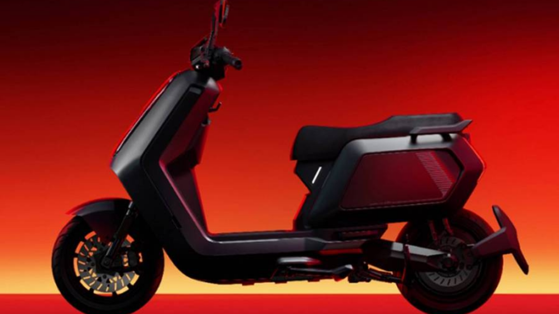 Niu NX Hyper: la moto elettrica che brucia l’asfalto di Shanghai