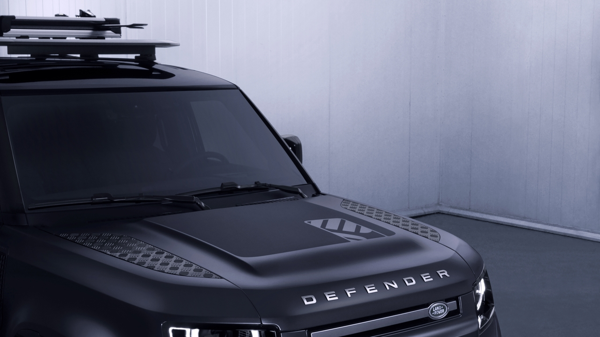 Land Rover Defender 130: svelate le versioni Outbound e V8 [FOTO ...