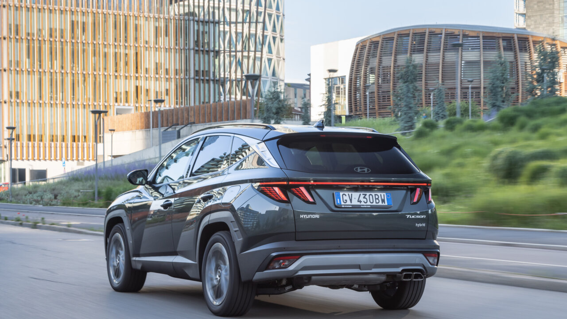 Nuova Hyundai Tucson: dimensioni, dotazioni, motori e prezzo - Autoblog