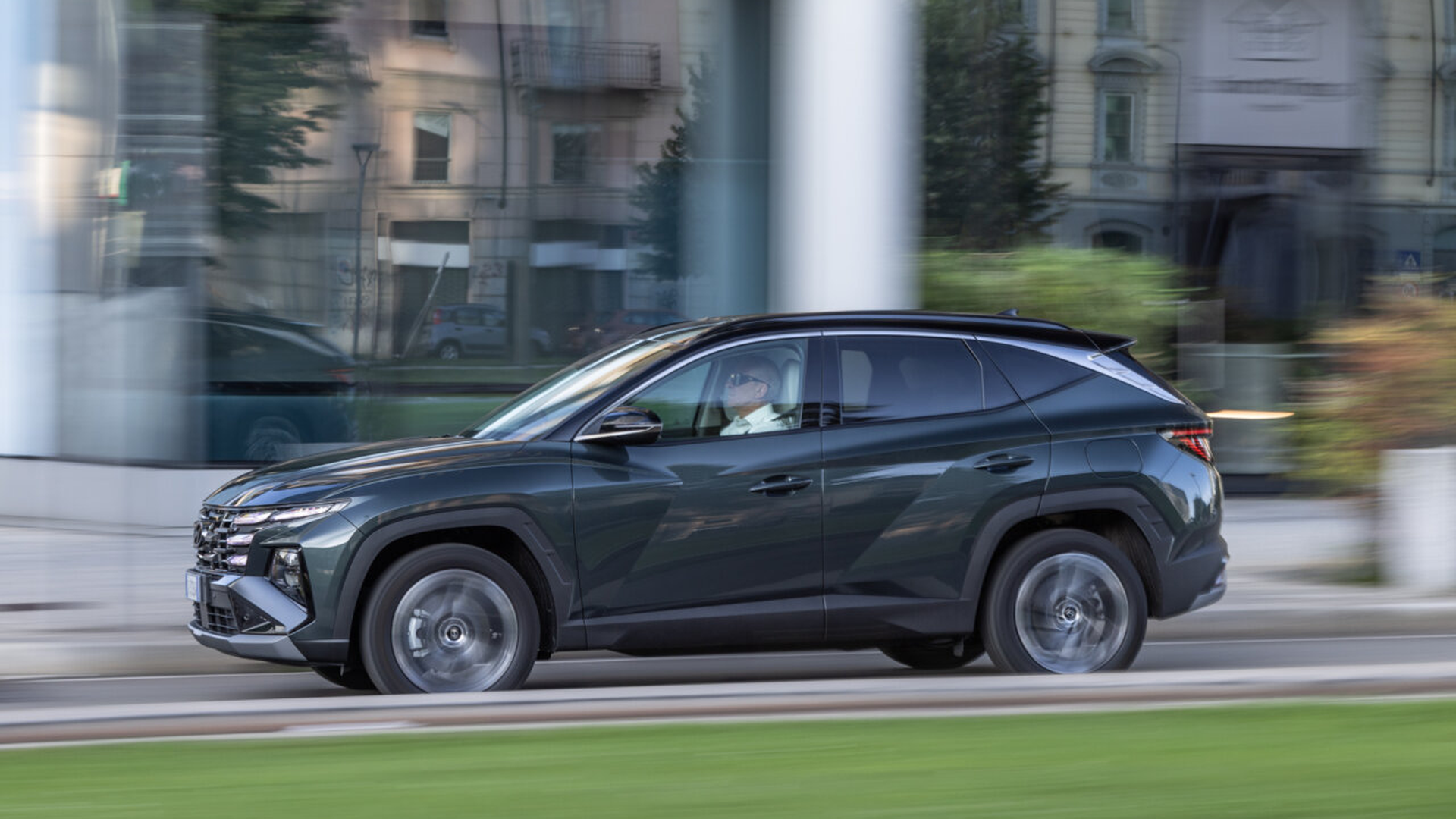 Nuova Hyundai Tucson: dimensioni, dotazioni, motori e prezzo - Autoblog