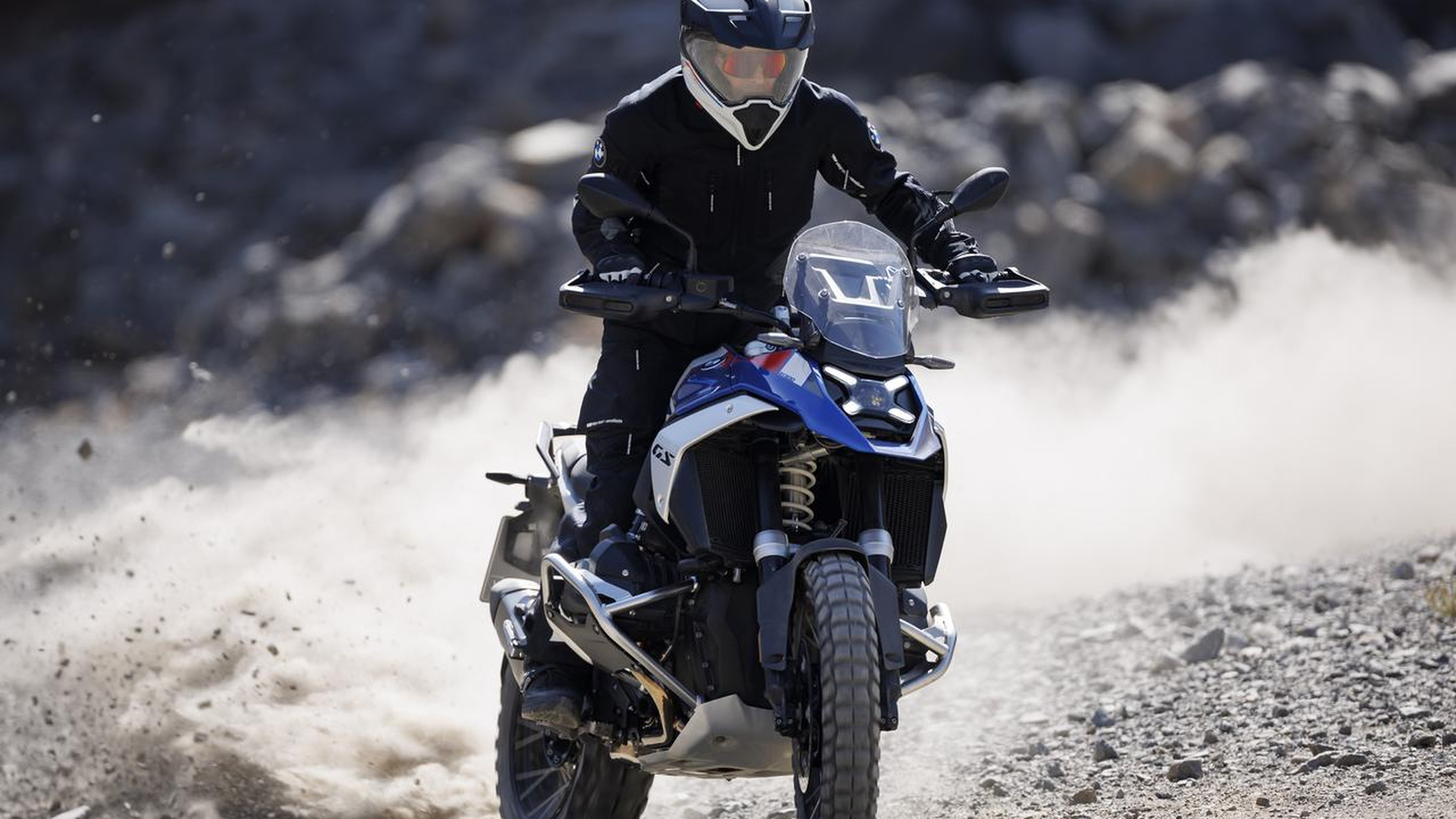 Nuova BMW R 1300 GS: Metzeler è fornitore degli pneumatici - Motoblog