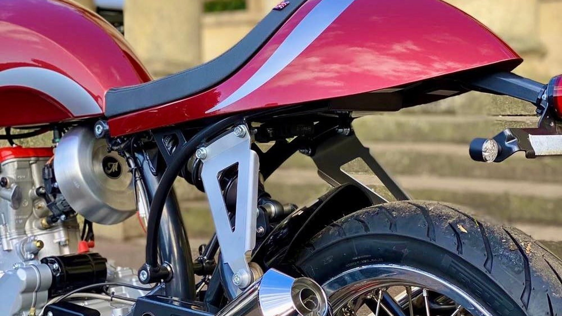 Mac Motorcycles lancia la café racer Ruby - Motoblog